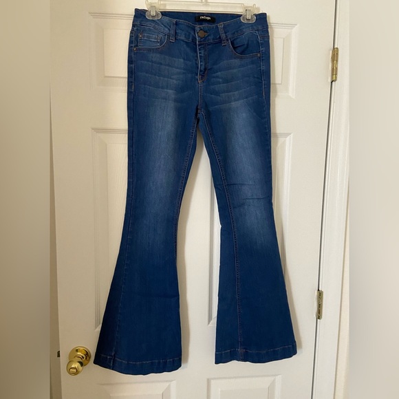 refuge | Jeans | Refuge Flare Leg Womans Jeans | Poshmark